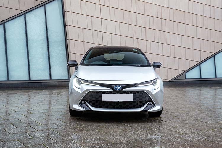 TOYOTA COROLLA HATCHBACK Design