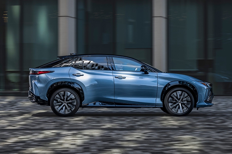 All vehicle images and car descriptions on this site are for ...